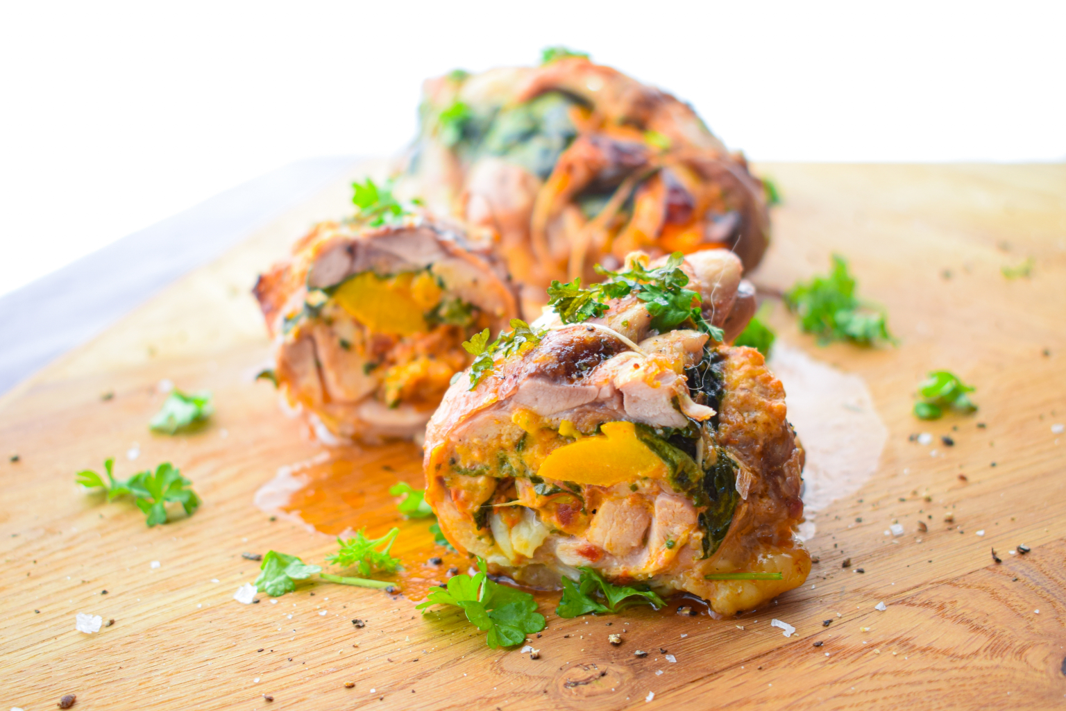 Opskrift på Hopballe kyllingerulle med lækkert fyld | Se opskriften